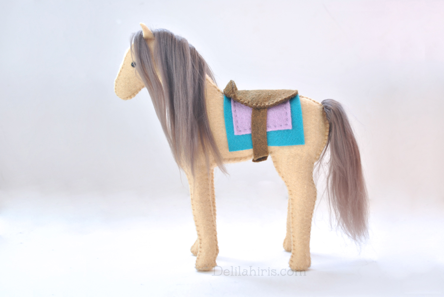 Felt Horse And Saddle Sewing Kit
